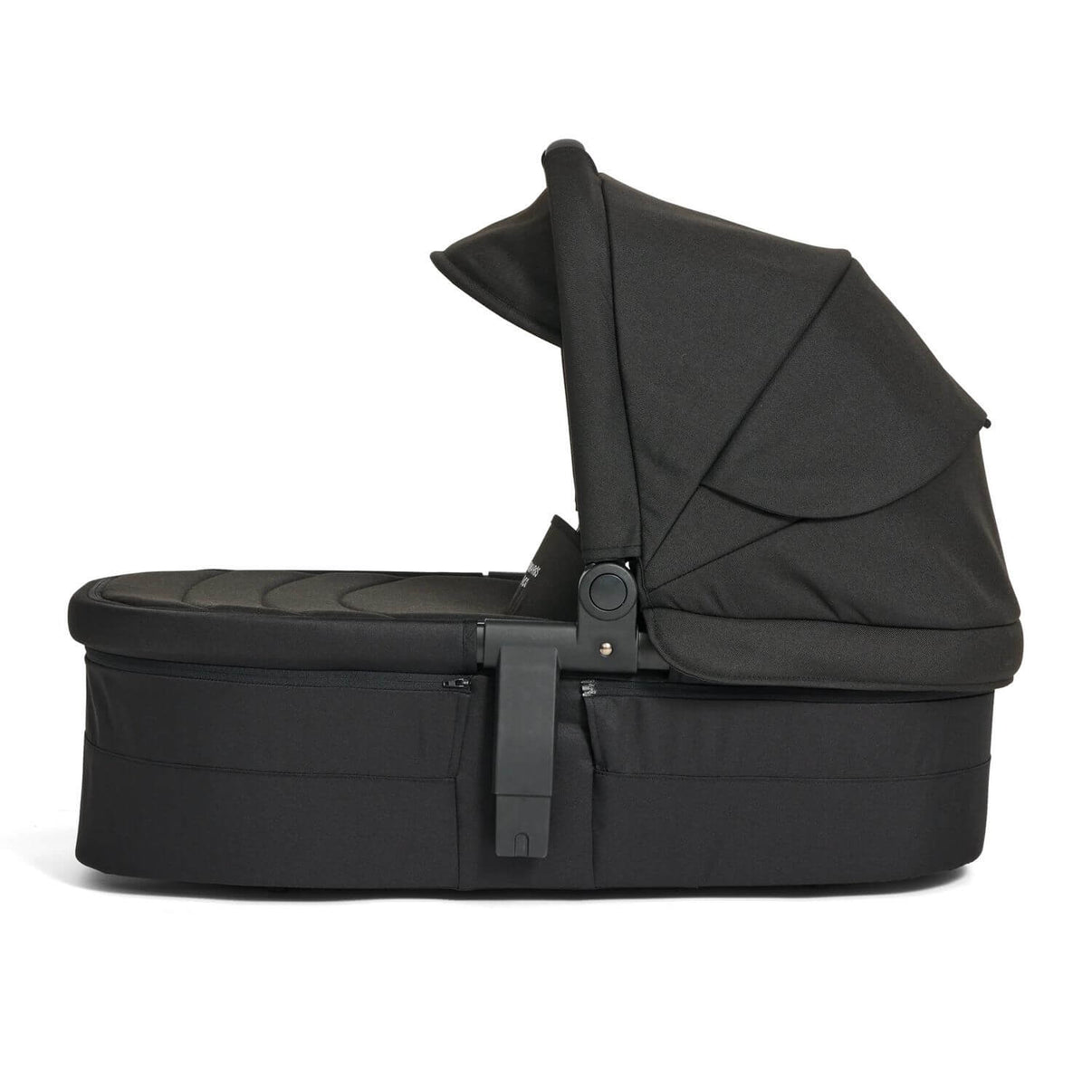 Edwards & Co Carry Cot 3 – Baby On The Move